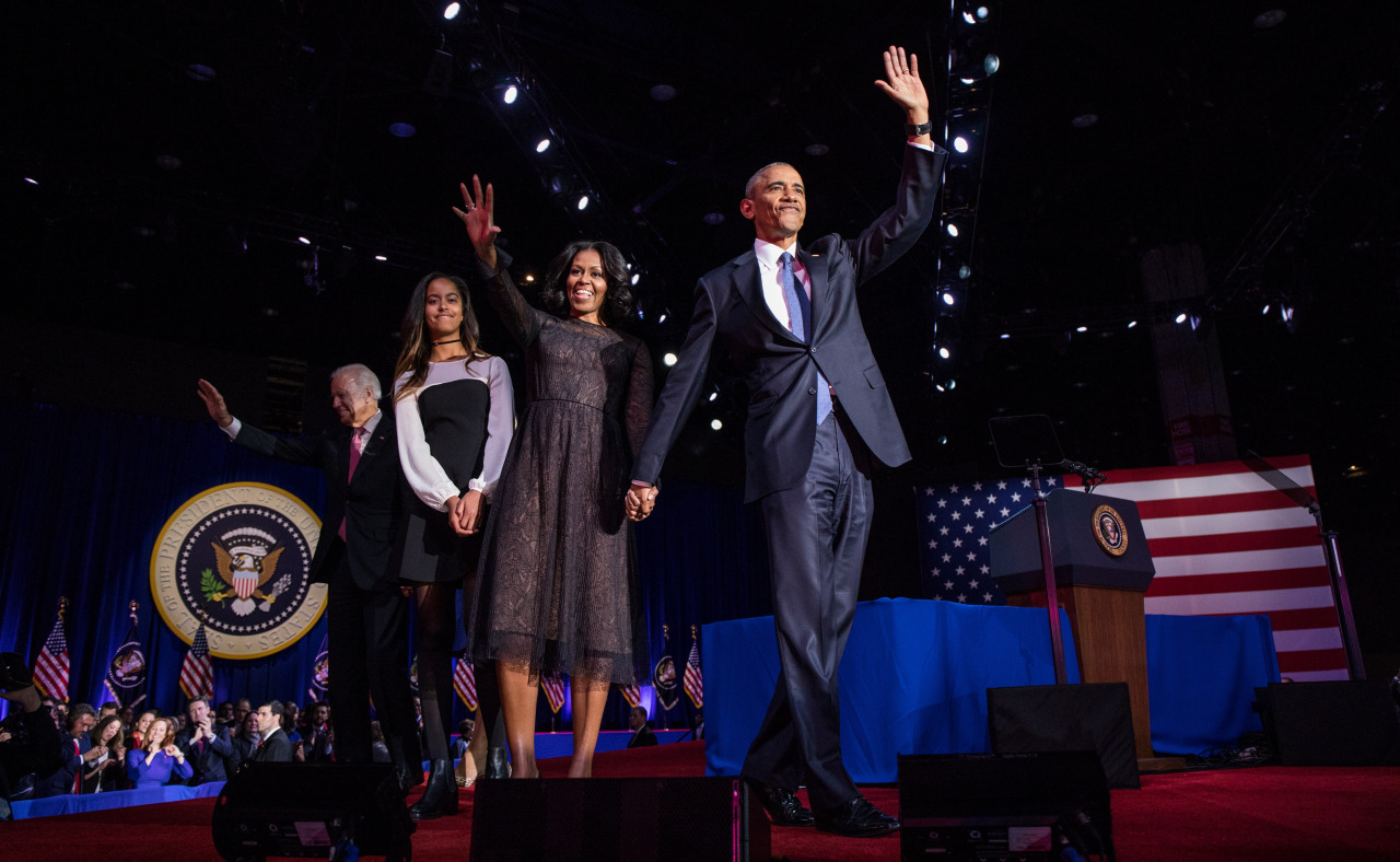 You ask, We answer: Michelle Obama Stuns in a Vintage Alexander McQueen ...
