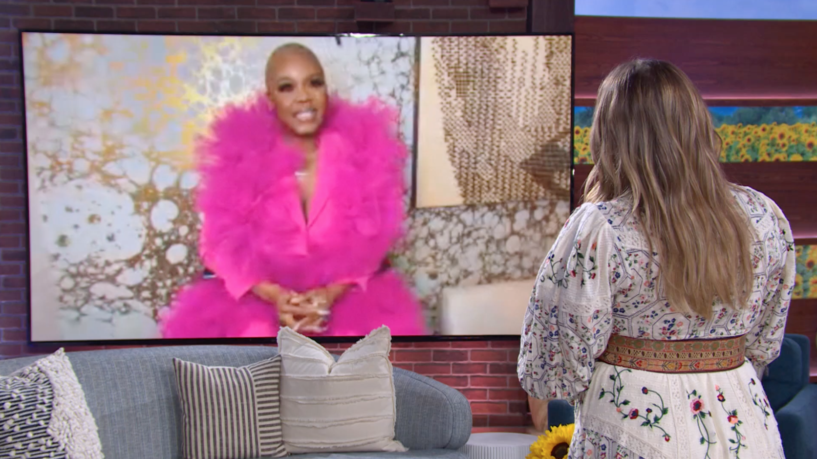 Tune in Today: Claire Sulmers on the Kelly Clarkson Show + Get Her Look ...