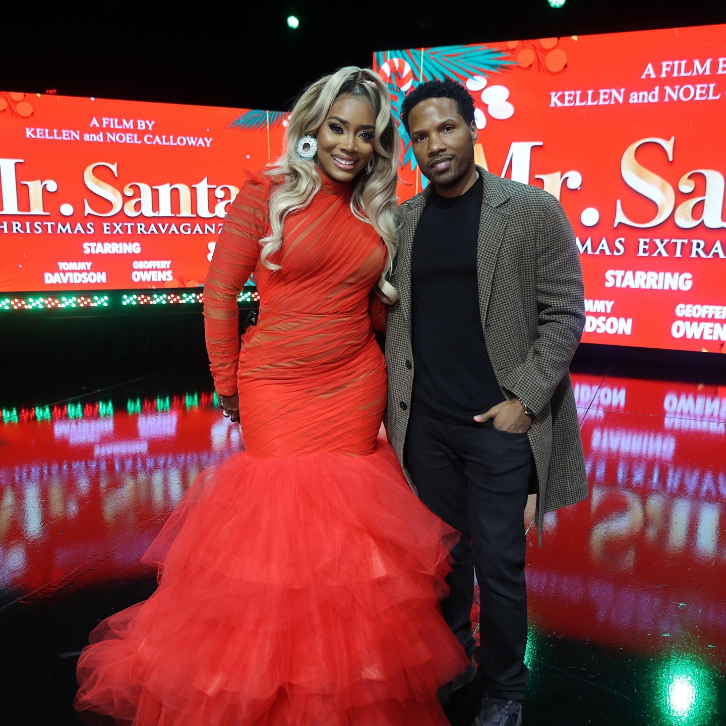 Yandy Smith Sings at the Mr Santa the Movie Premiere in Atlanta in a ...