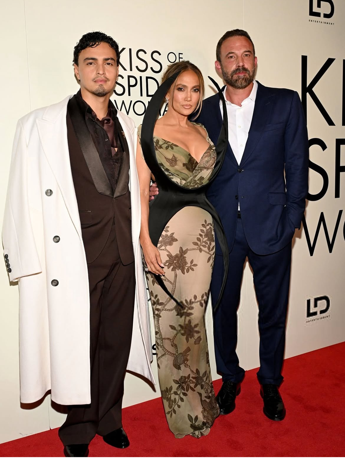 JLO Reunites with Ben Affleck at the "Kiss Of The Spider Woman ...