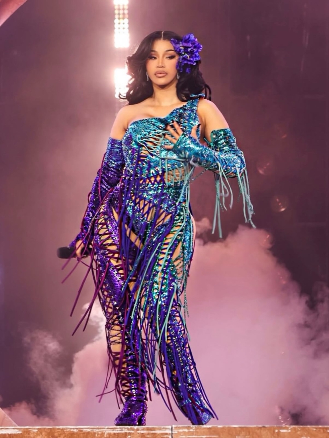 On Stage at the Little Miss Drama Tour: Cardi B in Teal, Plaid, and Red ...